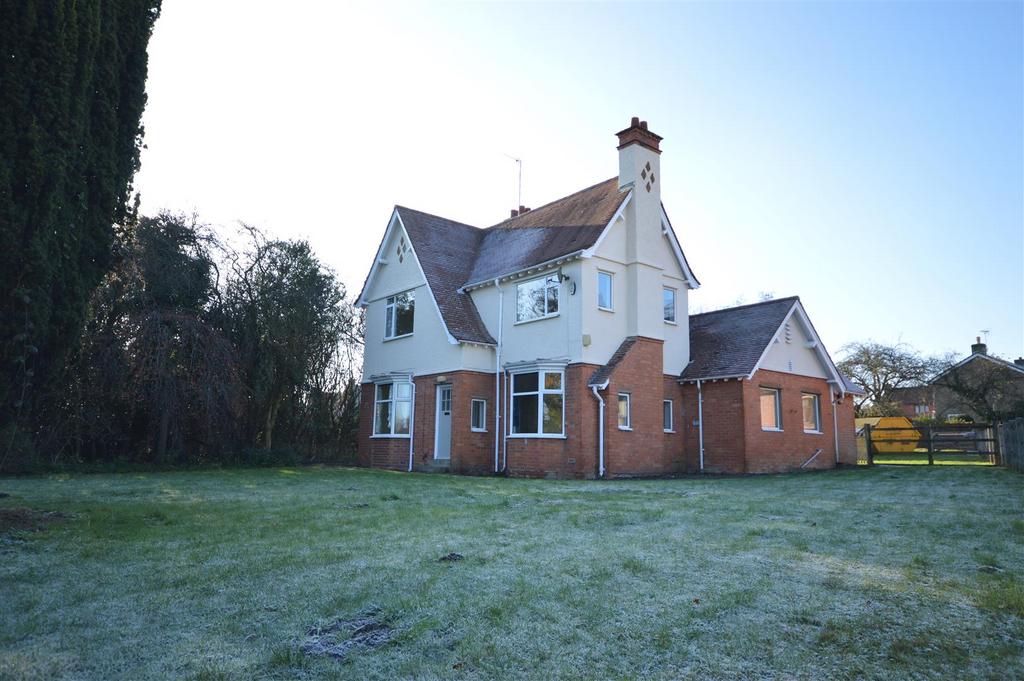 Glebe Farm House, Sargeants Lane, Collingtree 3 bed detached house to ...