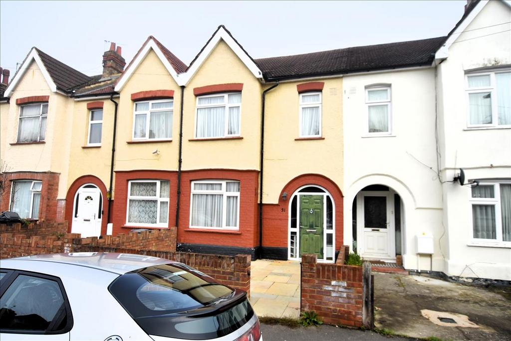 Danesbury Road, Feltham, Middlesex, TW13 3 bed terraced house - £479,950