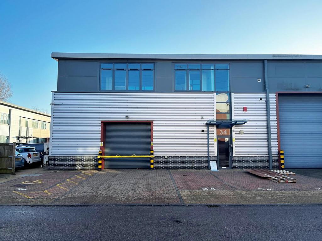 Unit 34 Orbital 25, Dwight Road, Watford, WD18 9DA Warehouse to rent ...