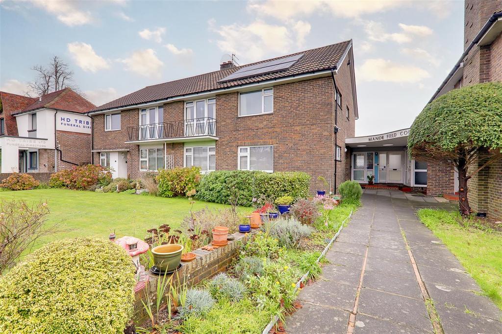 Manor Field Court, Broadwater Road, Worthing 2 bed flat for sale - £250,000