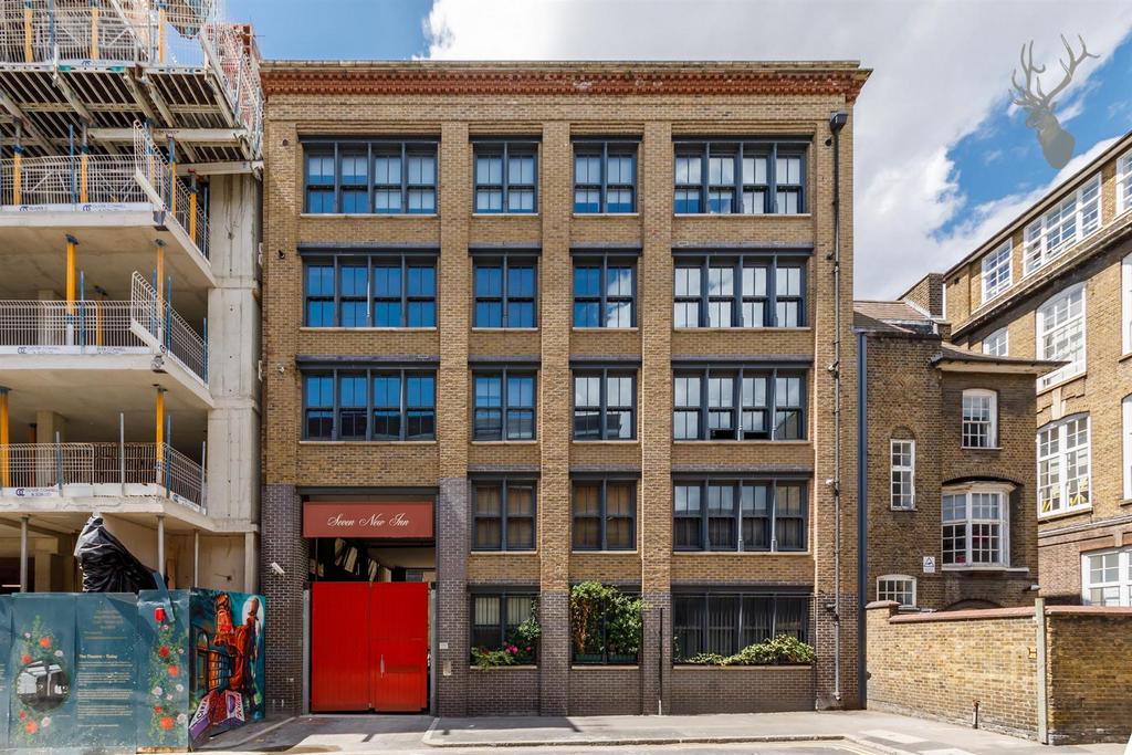 New Inn Broadway, Shoreditch, London 1 bed apartment - £2,000 pcm (£462 pw)