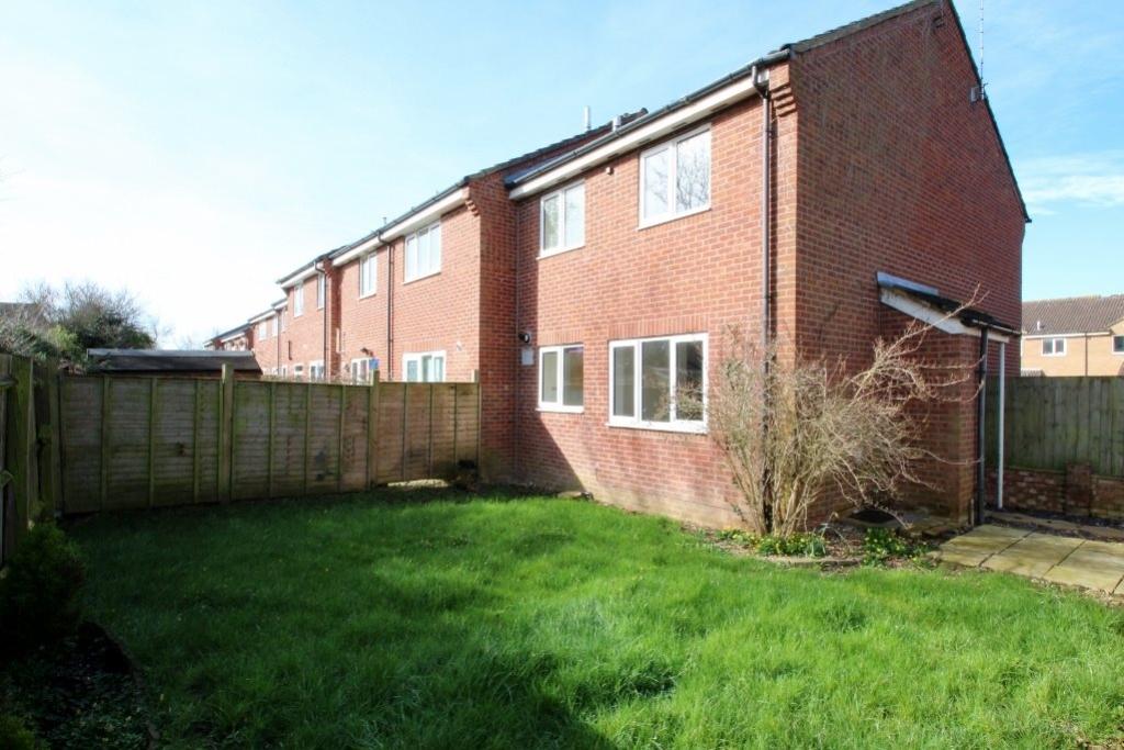 Honeybourne Drive, Cheltenham, GL51 1 bed end of terrace house - £750 ...