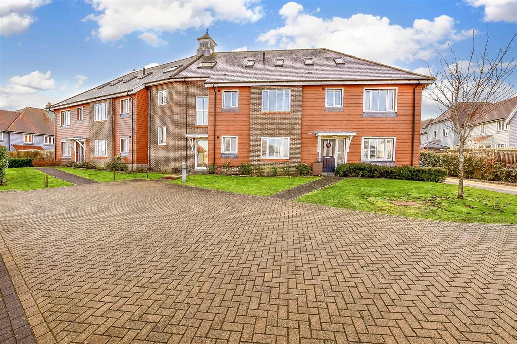 Vidler Square, Rye, East Sussex 1 bed flat - £210,000