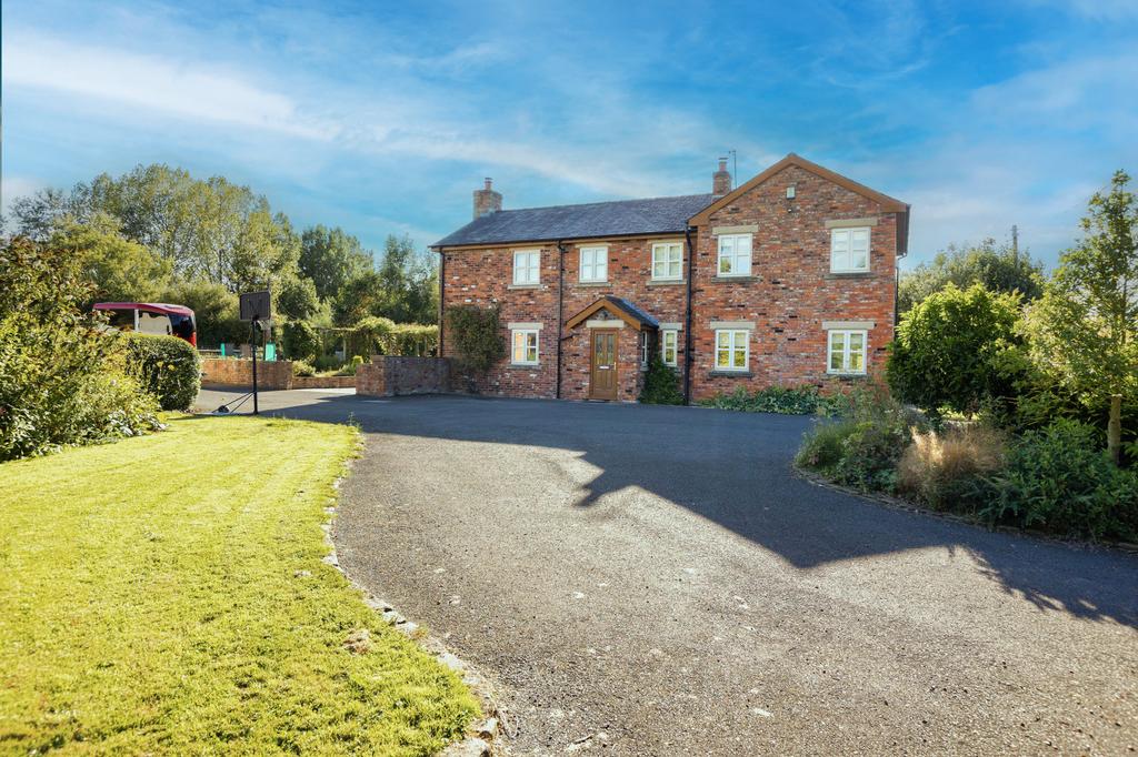 Benson Lane, Catforth PR4 6 bed detached house for sale - £1,000,000