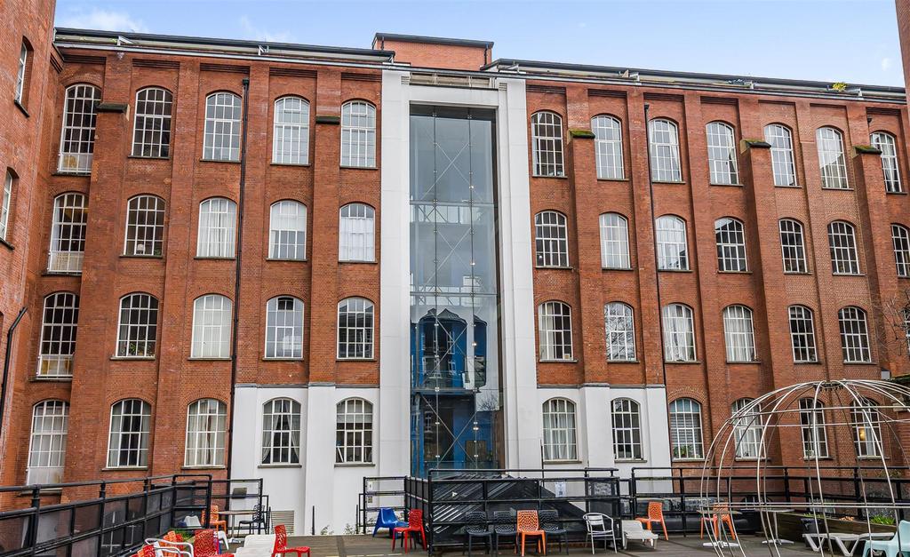 Manhattan Building, Bow Quarter, E3 1 bed apartment - £317,500