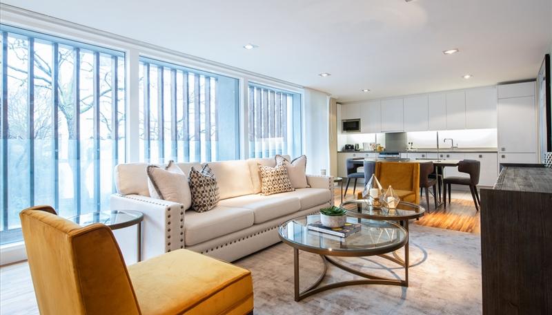 London SW3 2 bed flat - £5,742 pcm (£1,325 pw)