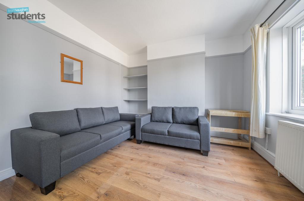 Medmerry Hill, East Sussex BN2 4 bed terraced house to rent - £2,253 ...