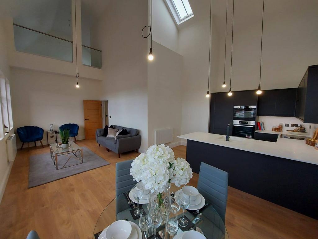 Sydenham Place, Birmingham B1 3 bed property - £1,950 pcm (£450 pw)