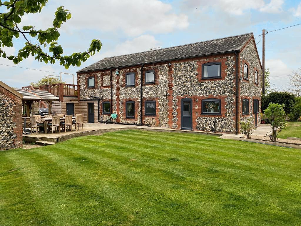 Swaffham Road, Ashill, Thetford, Norfolk, IP25 7BT 5 bed detached house ...