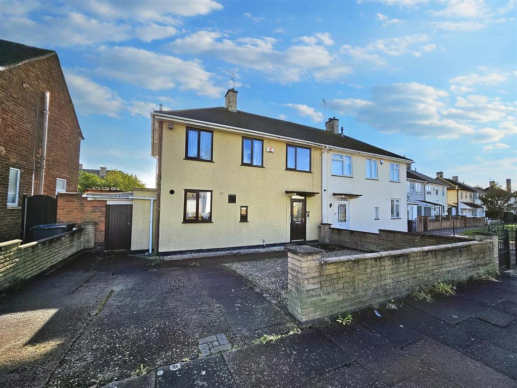 Pindar Road New Parks 3 Bed Semi Detached House For Sale £220 000