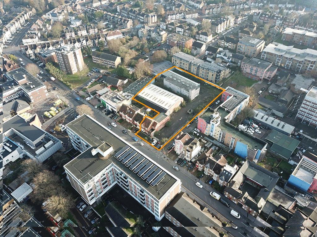 Mayday Road, Croydon CR7, 20-24 Mayday Road, Thornton Heath, CR7 7HL ...