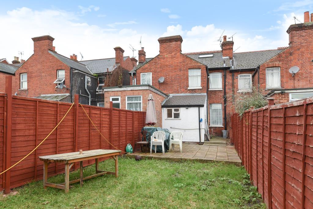 Beecham Road Reading Rg30 3 Bed Terraced House For Sale £300 000