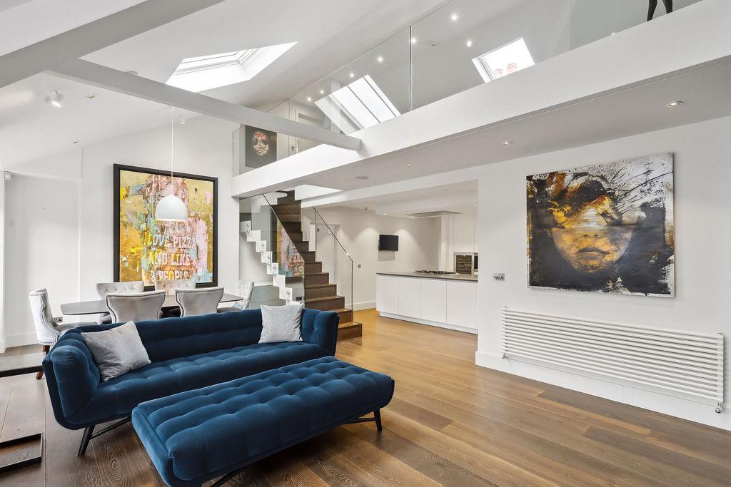 Cheyne Court, Chelsea SW3 3 bed flat for sale - £3,500,000