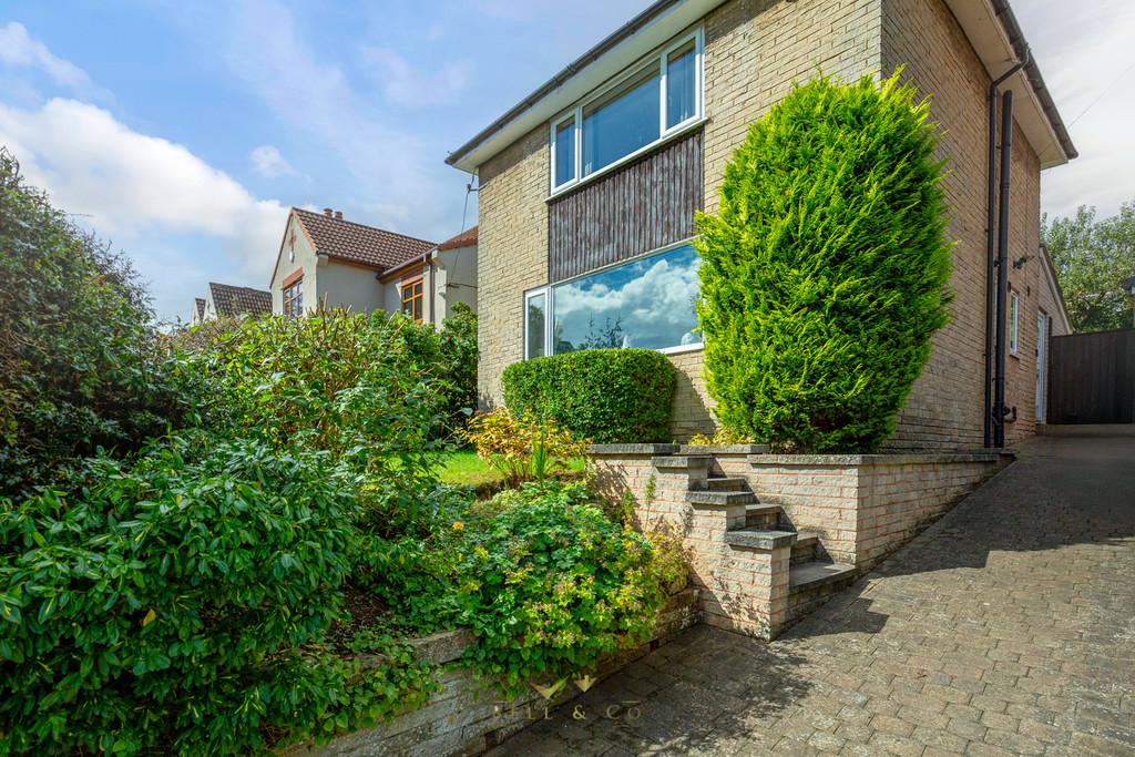 Crowgate, Sheffield S25 3 bed detached house - £340,000