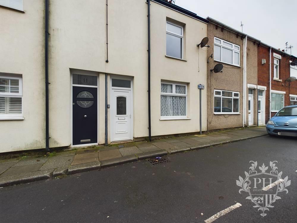Gladstone Street, Middlesbrough 2 bed terraced house - £625 pcm (£144 pw)
