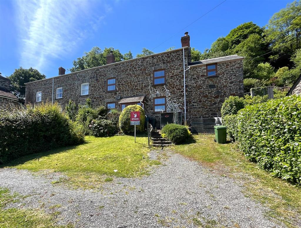 Yeo Vale, Bideford 3 bed semi-detached house - £295,000