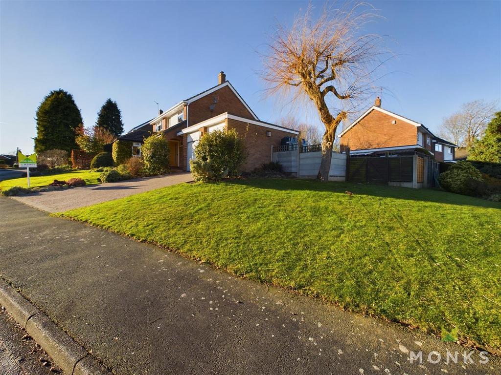 Oerley Way, Oswestry 4 bed house - £379,950