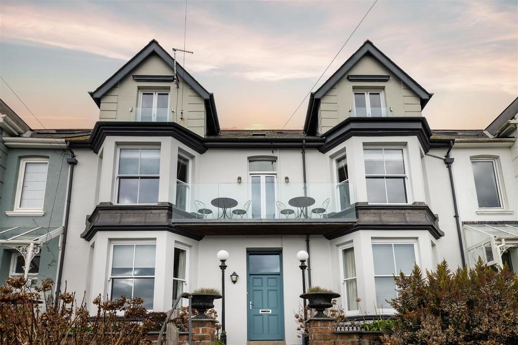 Claremont House, Hanson Drive, Fowey 2 bed apartment for sale - £650,000