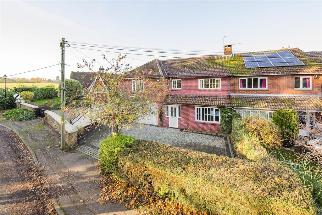 Offham Road, West Malling ME19 5 bed semi-detached house - £725,000