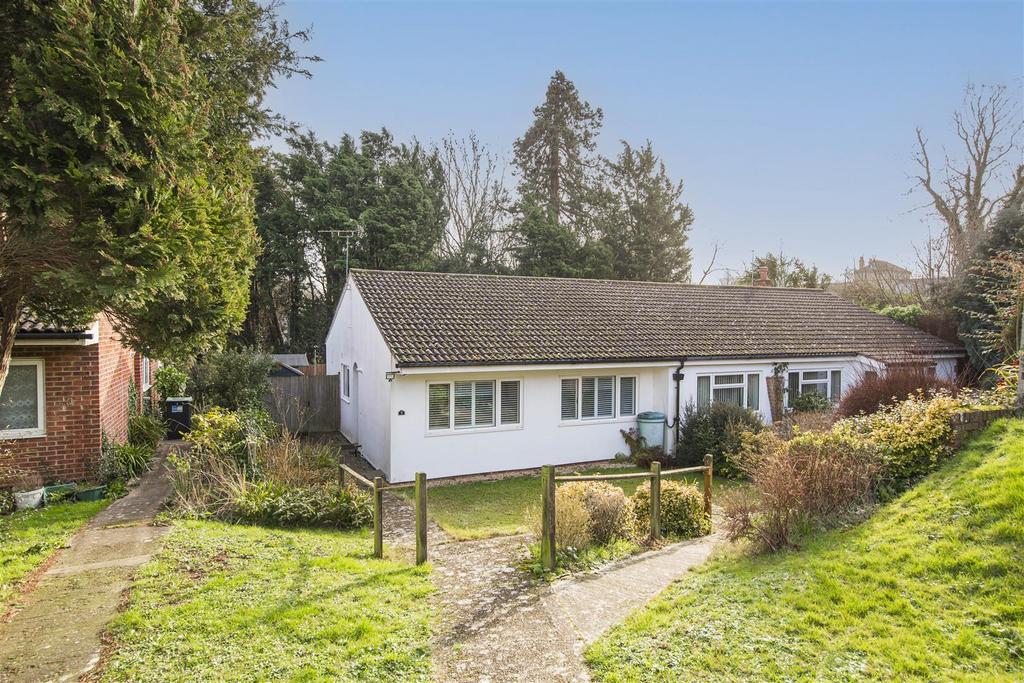 Police Station Road, West Malling ME19 2 bed bungalow - £440,000