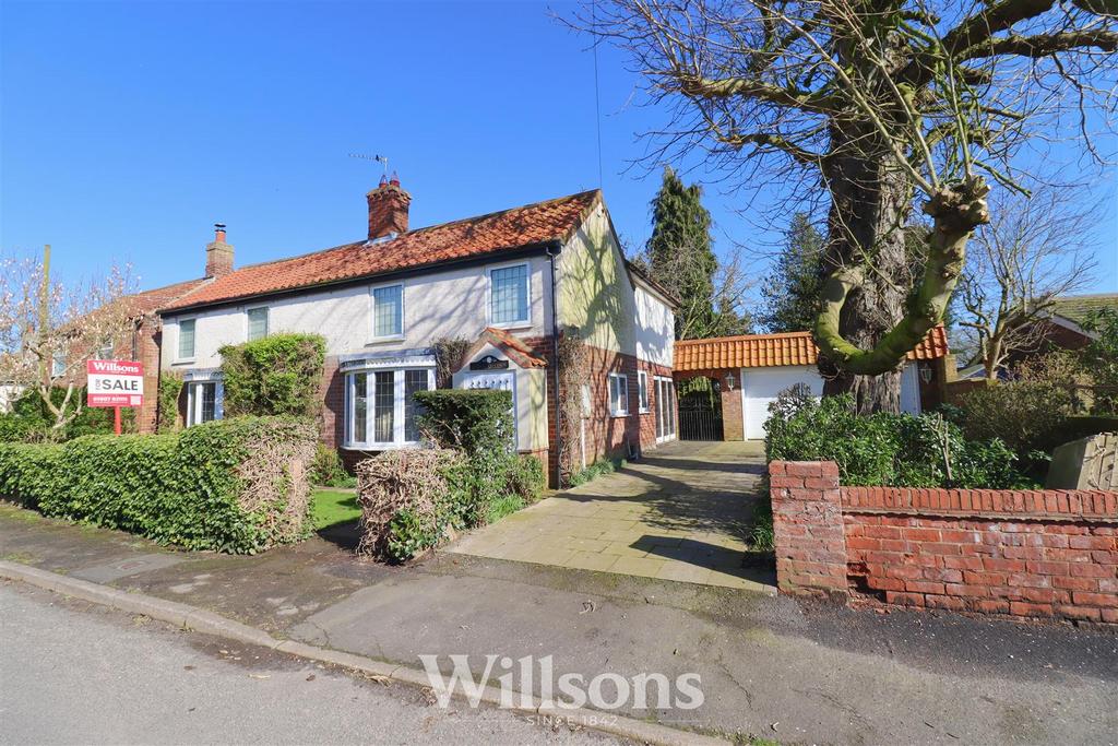 Sloothby, Alford 3 bed detached house for sale - £275,000