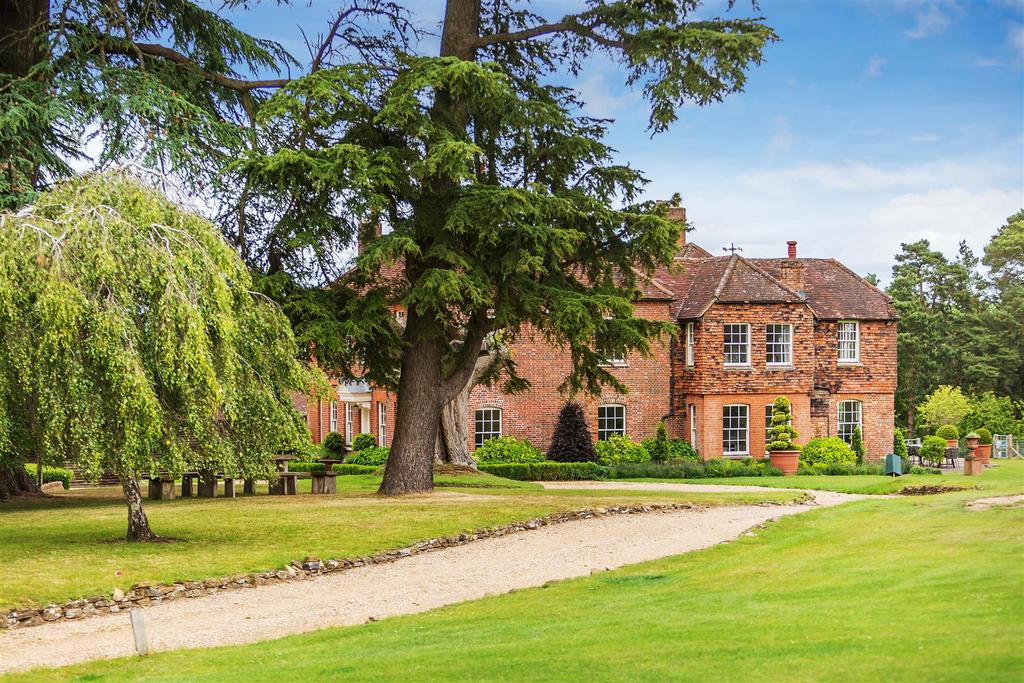 Water Lane, Enton, Godalming, Surrey... 7 bed detached house - £7,950,000