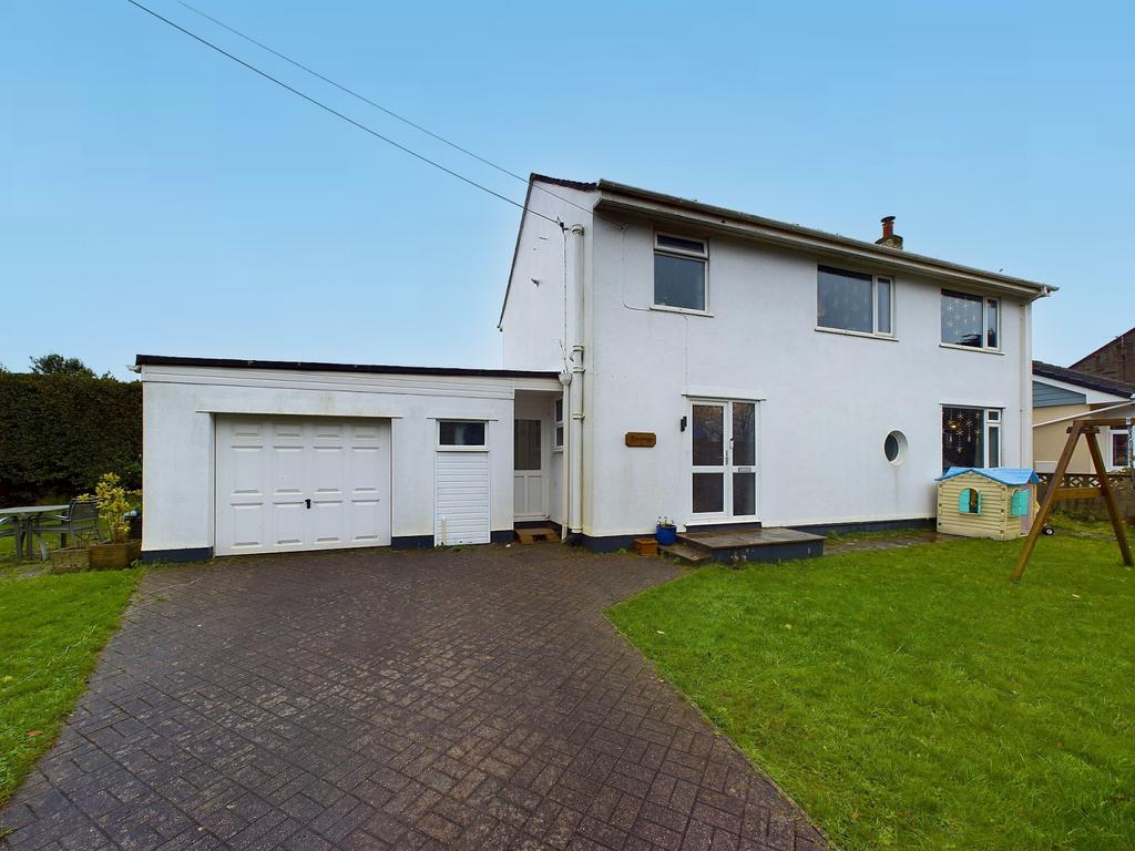 Alexandra Road Illogan Tr16 4dy 4 Bed Detached House For Sale £535 000