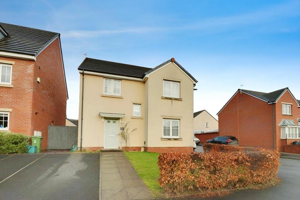Parc Y Dyffryn, Rhydyfelin... 4 bed detached house - £340,000