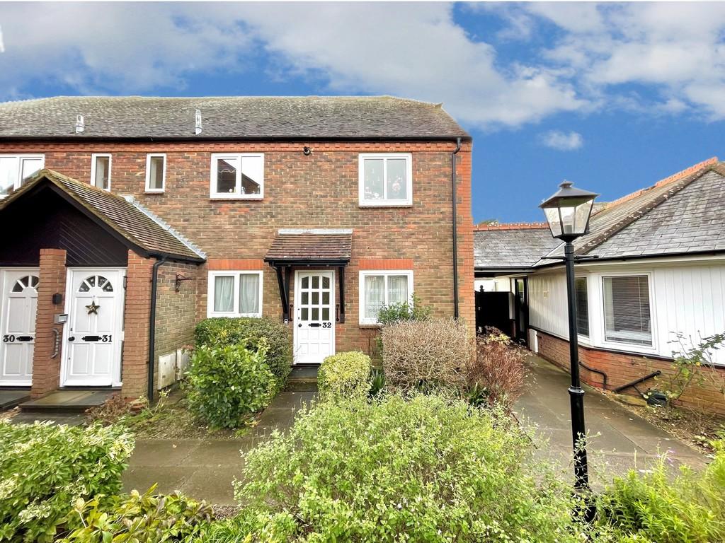 The Street, Rustington 2 bed ground floor flat - £248,500