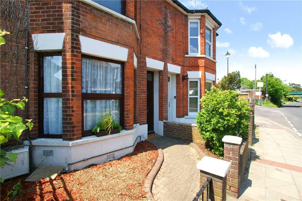 North Street Emsworth Hampshire 2 Bed Apartment For Sale £250 000