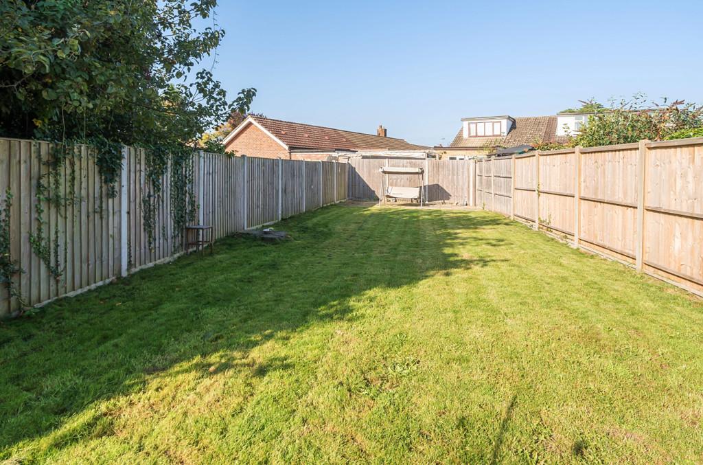 Manor Way Emsworth West Sussex 2 Bed Semi Detached House For Sale £