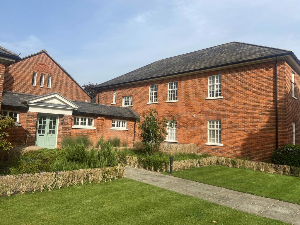 Orchard Square, Caversfield, OX27 4 bed terraced house for sale - £425,000