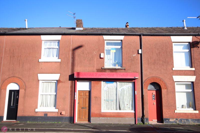 Manchester Road, Rochdale OL11 2 bed terraced house for sale - £75,000