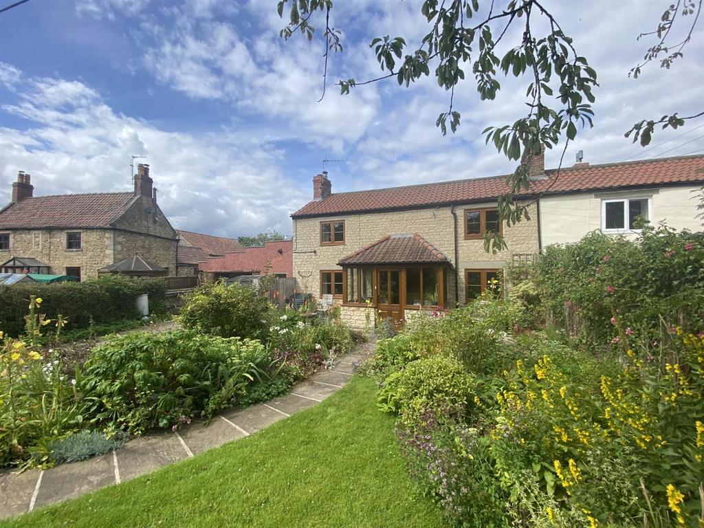 Thirn, Ripon 3 bed semi-detached house for sale - £380,000
