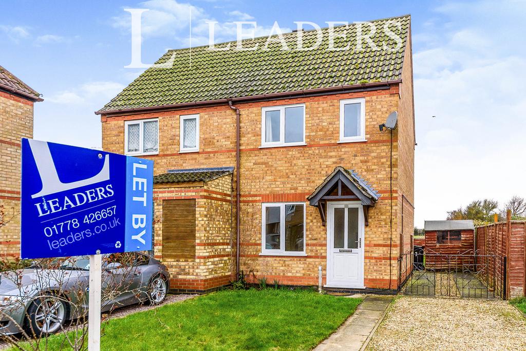 Primrose Close, Morton PE10 2 bed semi-detached house to rent - £850 ...