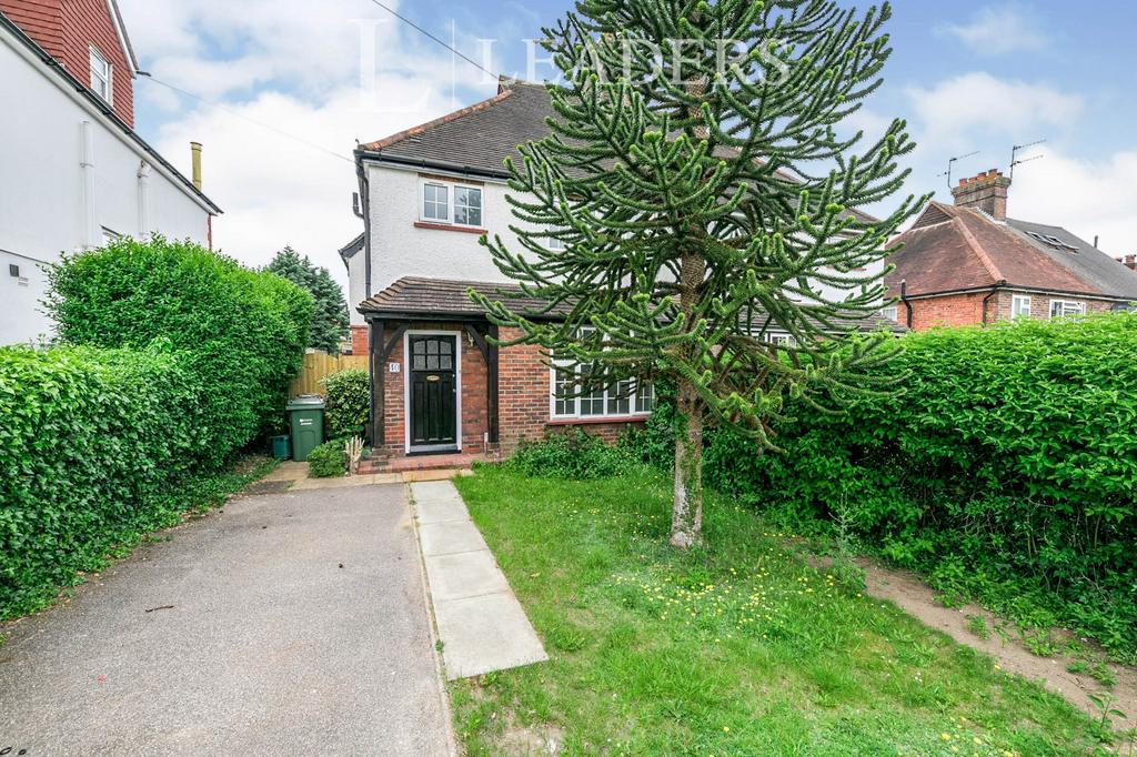 Merrow Village, Guildford 3 bed semi-detached house - £1,995 pcm (£460 pw)