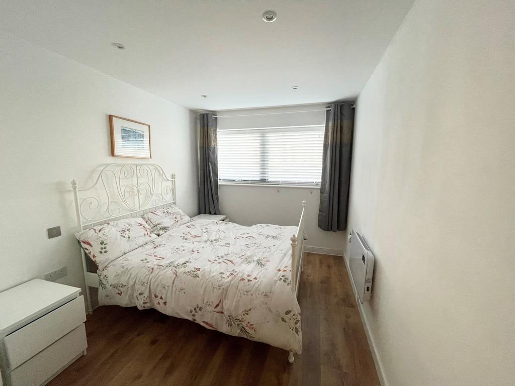 The Blake Building, Ocean Village 2 bed apartment - £1,300 pcm (£300 pw)