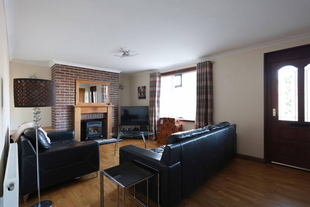 41 Benarty Avenue, Lochgelly, KY5 9EF 3 bed semi-detached house for ...