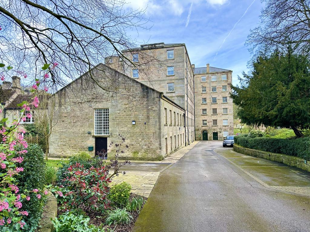 5 Calver Mill Calver Derbyshire S32 3YU 2 bed duplex - £365,000