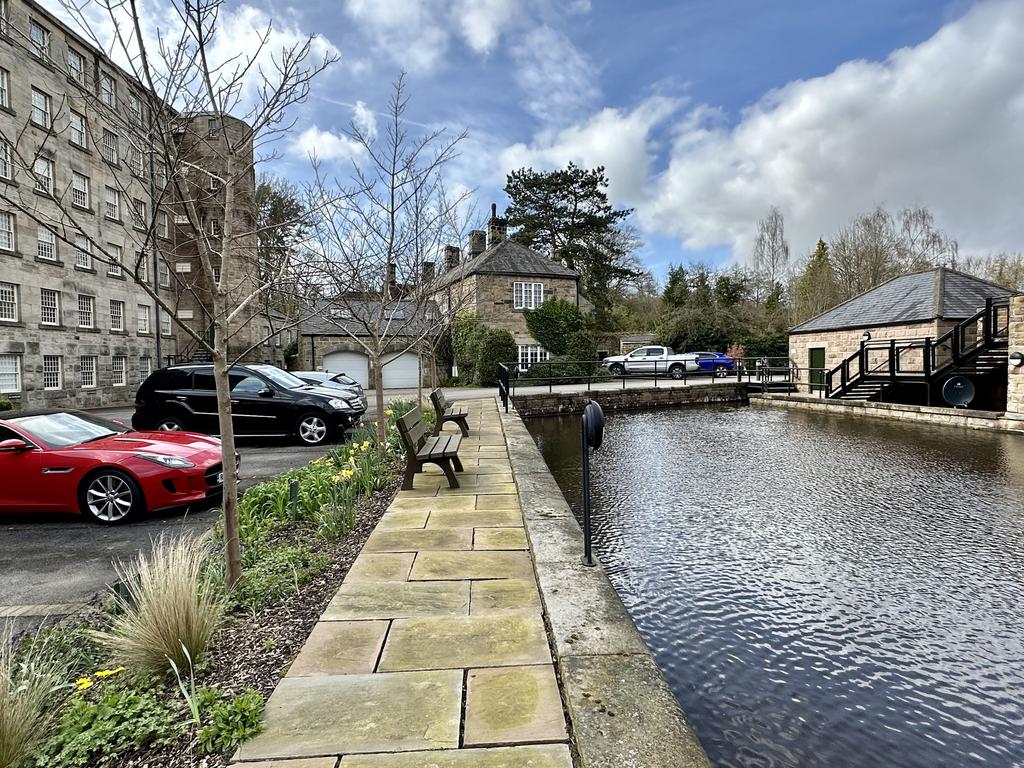 5 Calver Mill Calver Derbyshire S32 3YU 2 bed duplex - £365,000