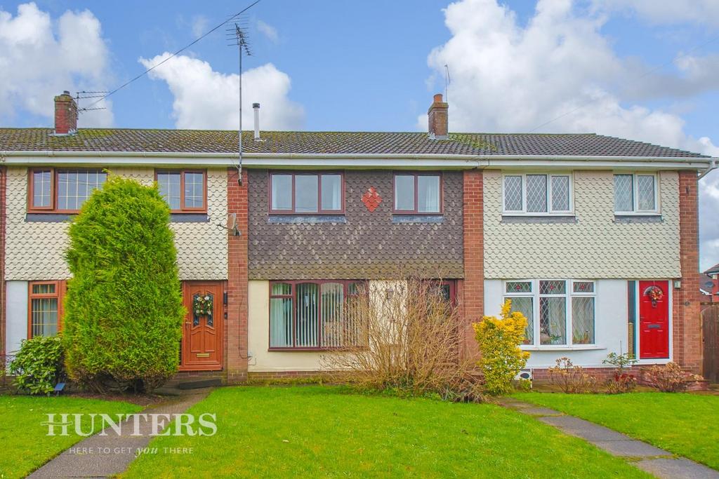 Shaftesbury Drive, Wardle, OL12 9LS 3 bed townhouse - £170,000