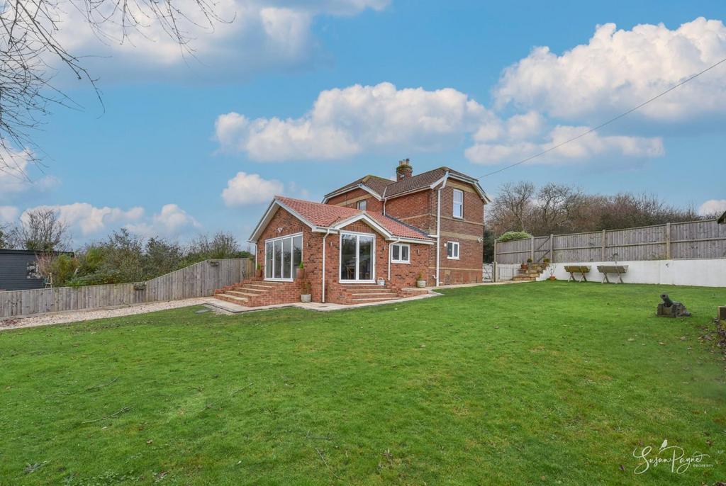 Brading Road, Ryde 3 bed semi-detached house - £660,000