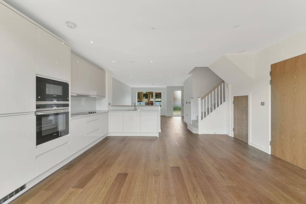 Newington House, Colindale Gardens... 3 bed apartment - £2,708 pcm (£ ...