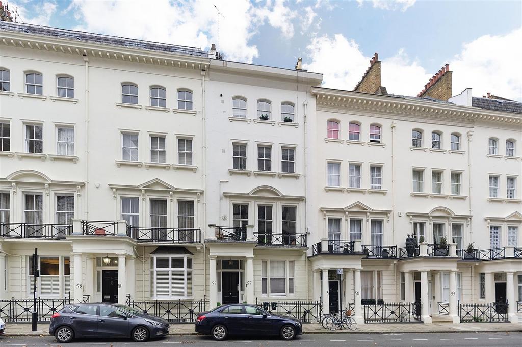 Ennismore Gardens, London 2 bed flat for sale - £895,000