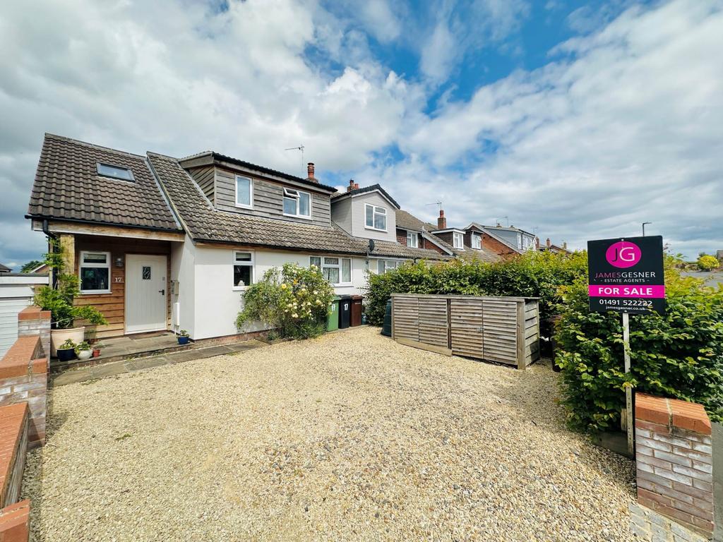 Rothwells Close, Cholsey 3 bed end of terrace house - £450,000