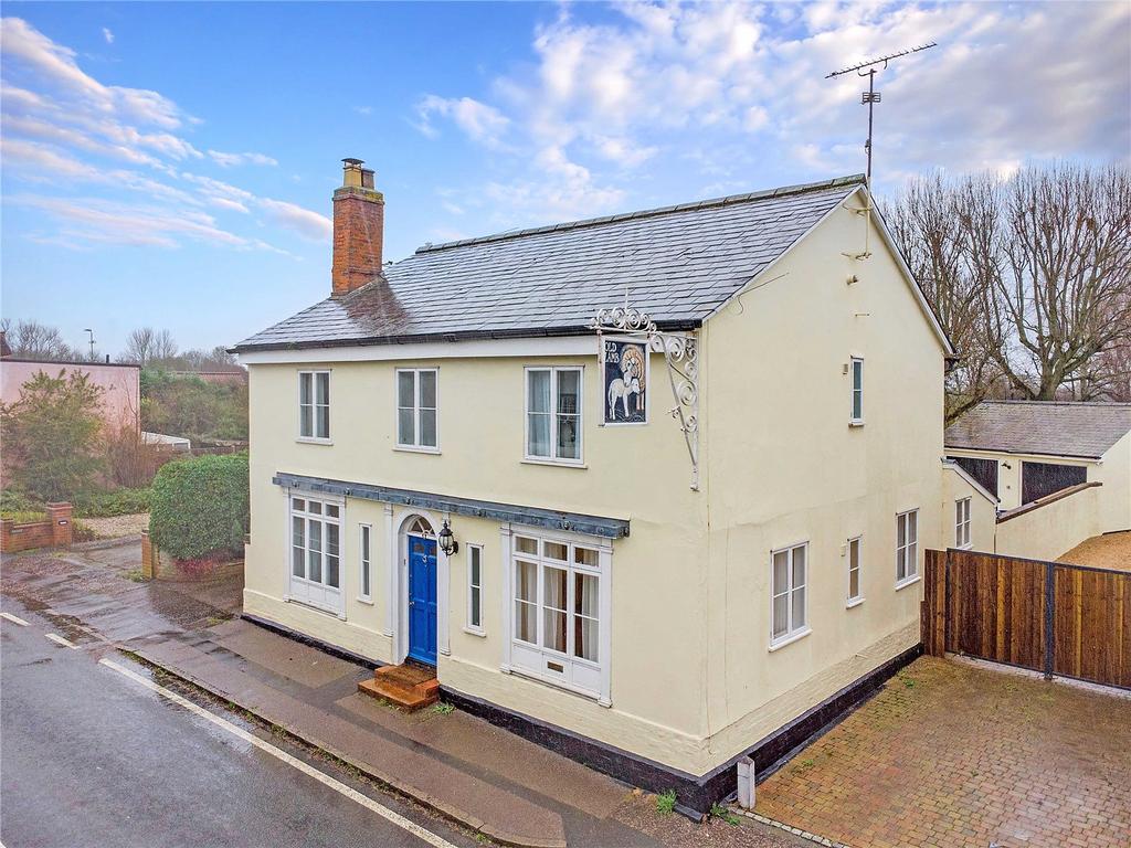 The Street, High Roding, Dunmow, Essex, CM6 6 bed detached house for ...