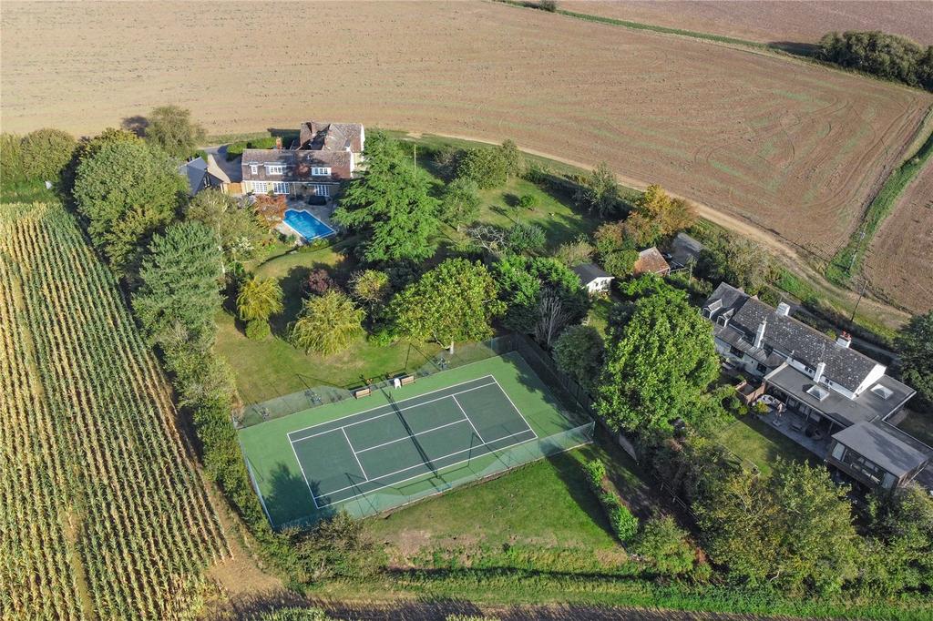 Old Road, Feering, Colchester, CO5 5 bed detached house for sale - £ ...