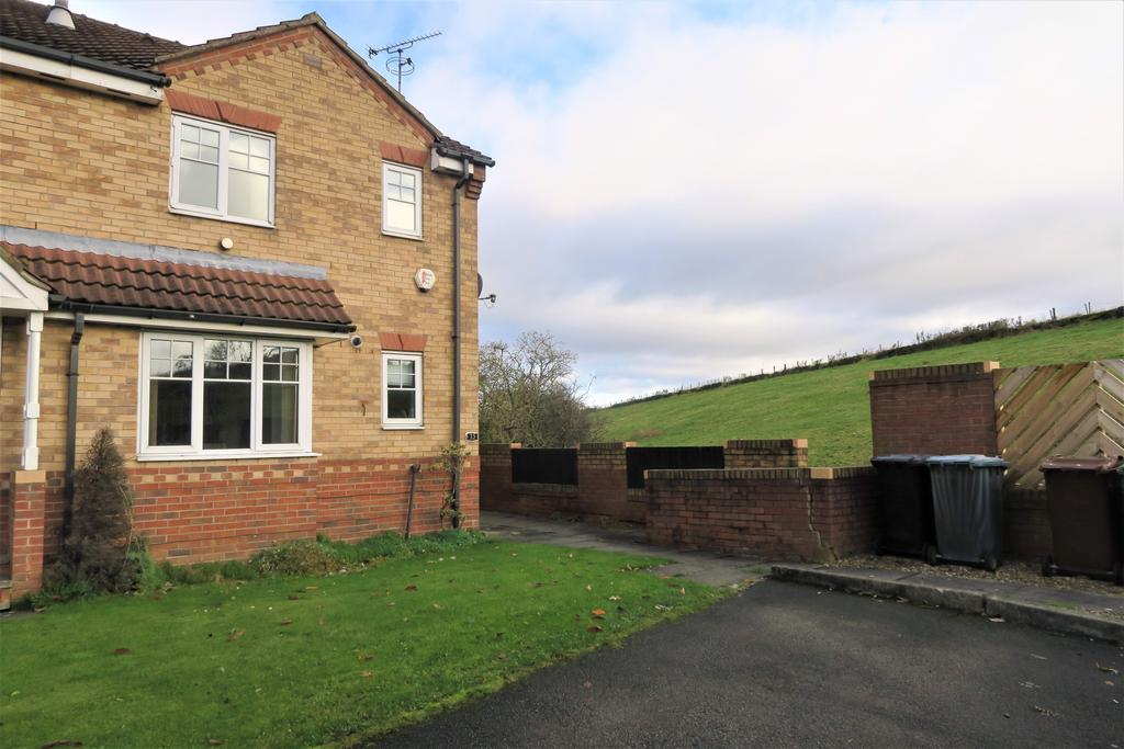 Dunnock Croft, Morley, LS27 1 bed townhouse - £725 pcm (£167 pw)
