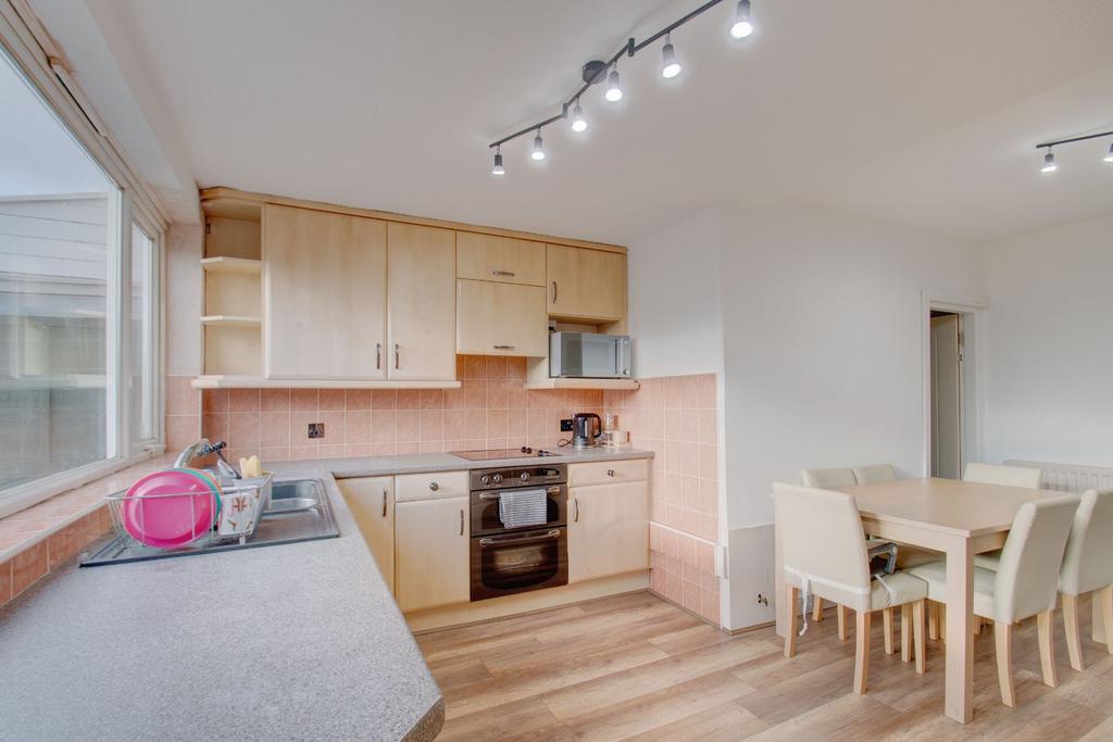 Rednal Road, Birmingham, West Midlands, B38 2 bed semi-detached house ...