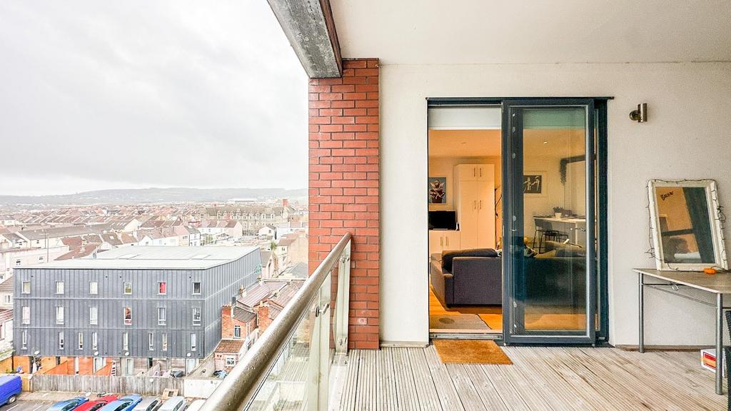 Airpoint, Skypark Road, Bristol, BS3 3NG 2 bed flat for sale - £290,000